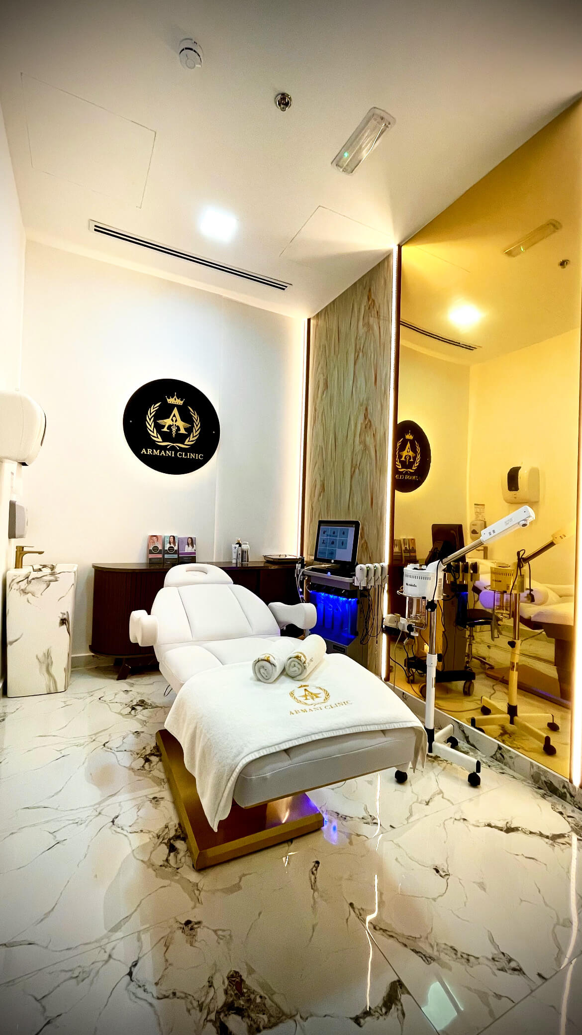 Armani Clinics - Best Clinic in Downtown Dubai | Dr. Shihab Sha